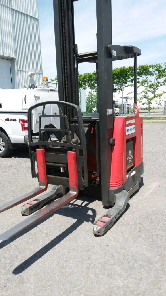 *2006 Raymond 7400-R45TT* - Stanmore Equipment Ltd.