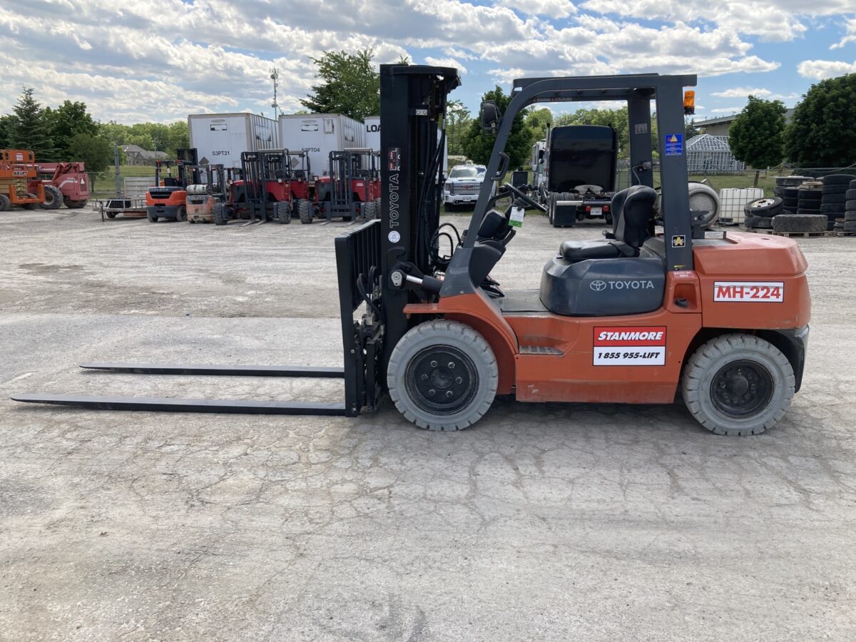 *Toyota 7FGU35* - Stanmore Equipment Ltd.