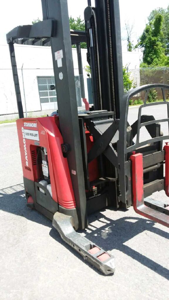 *2006 Raymond 7400-R45TT* - Stanmore Equipment Ltd.