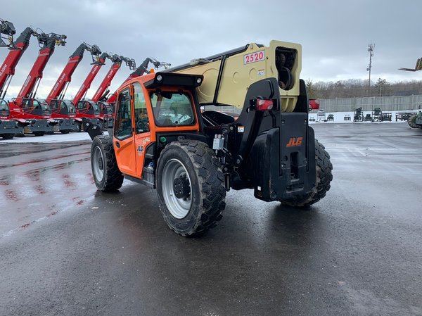 2017 JLG 1055 - Stanmore Equipment Ltd.